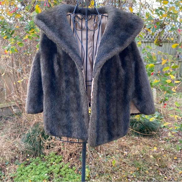Glenoit | Jackets & Coats | Vintage Glenoit Faux Fur Shawl Crop Top ...